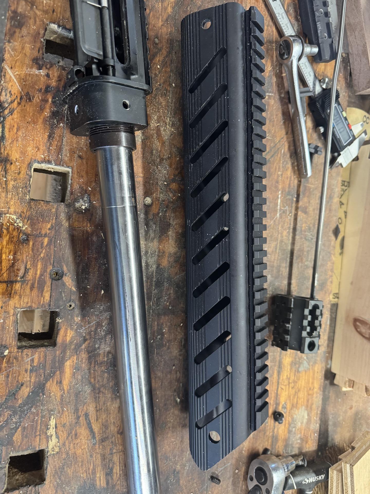 Need help identifying handguard and barrel nut > Rifles, Uppers, Lowers ...